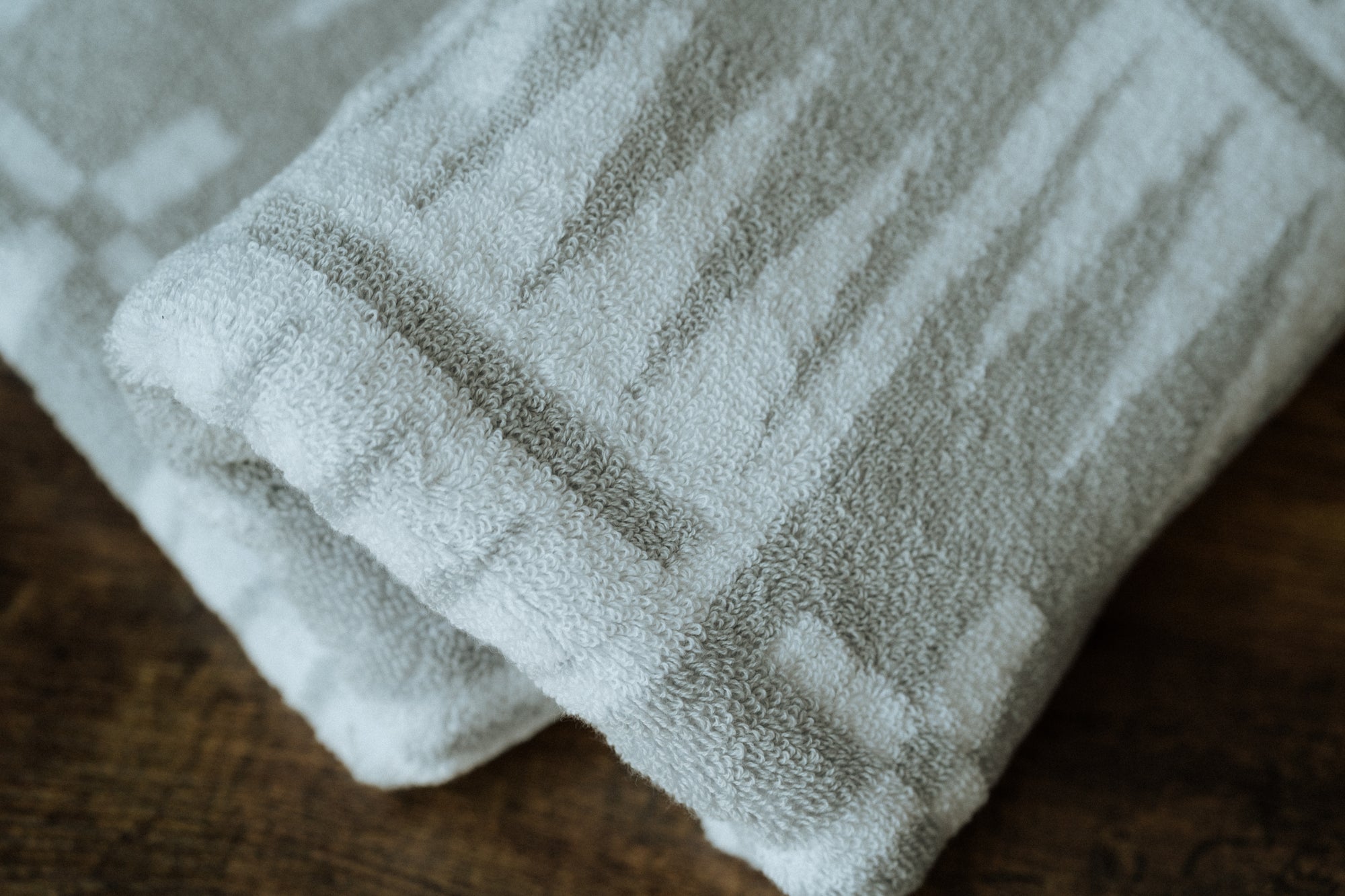 Bear Claws Bath Towel – Eighth Generation
