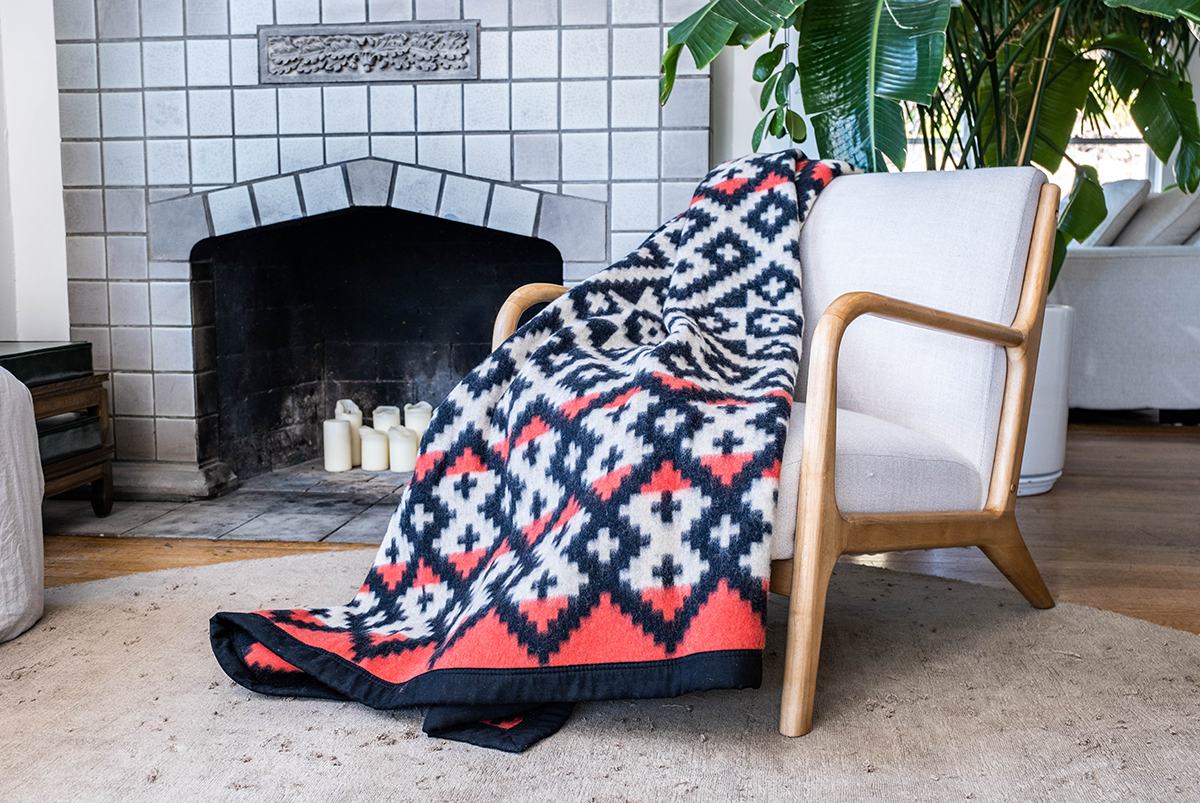 Cherokee Treasure Wool Blanket - Eighth Generation