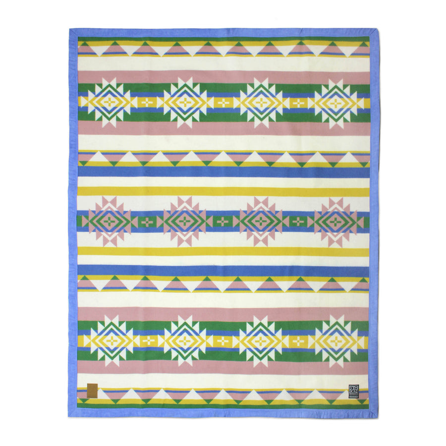 Native-Designed Wool and Cotton Blankets – Eighth Generation